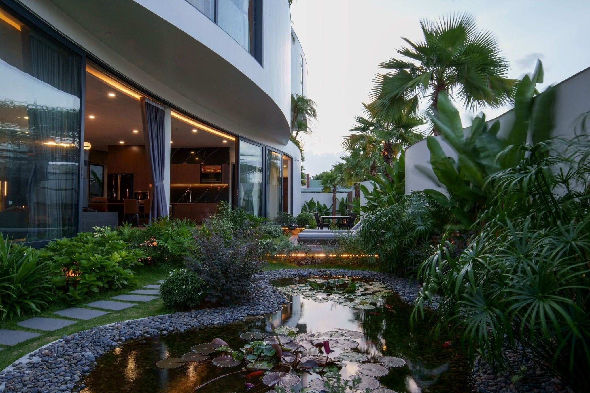 Cửa đi mở trượt lùa 6 ray độc lập - ATARASHI